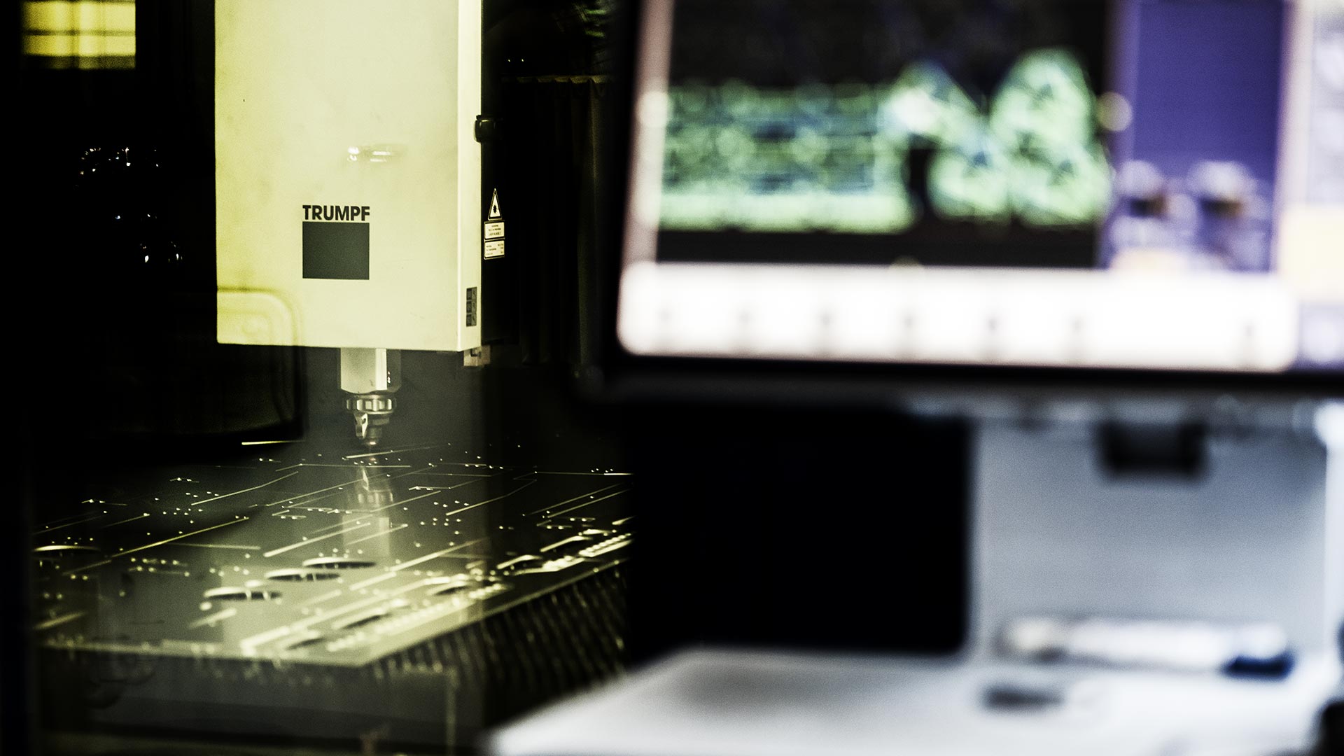 Laserschneiden • HEIBL GmbH • Familienbetrieb in Weiherhammer.